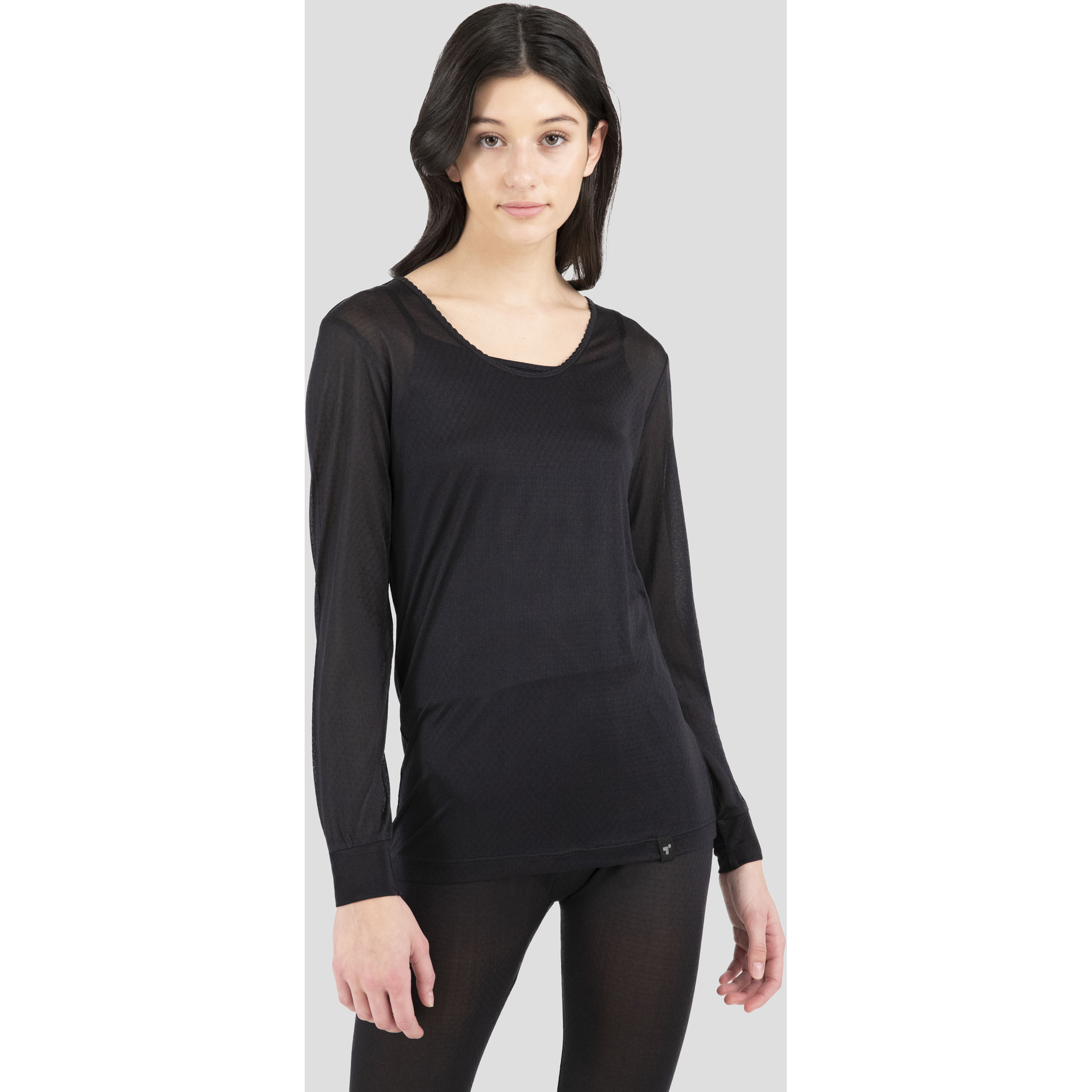 Terramar Women's 1.0 Thermasilk Scoop (Used) | Enwild